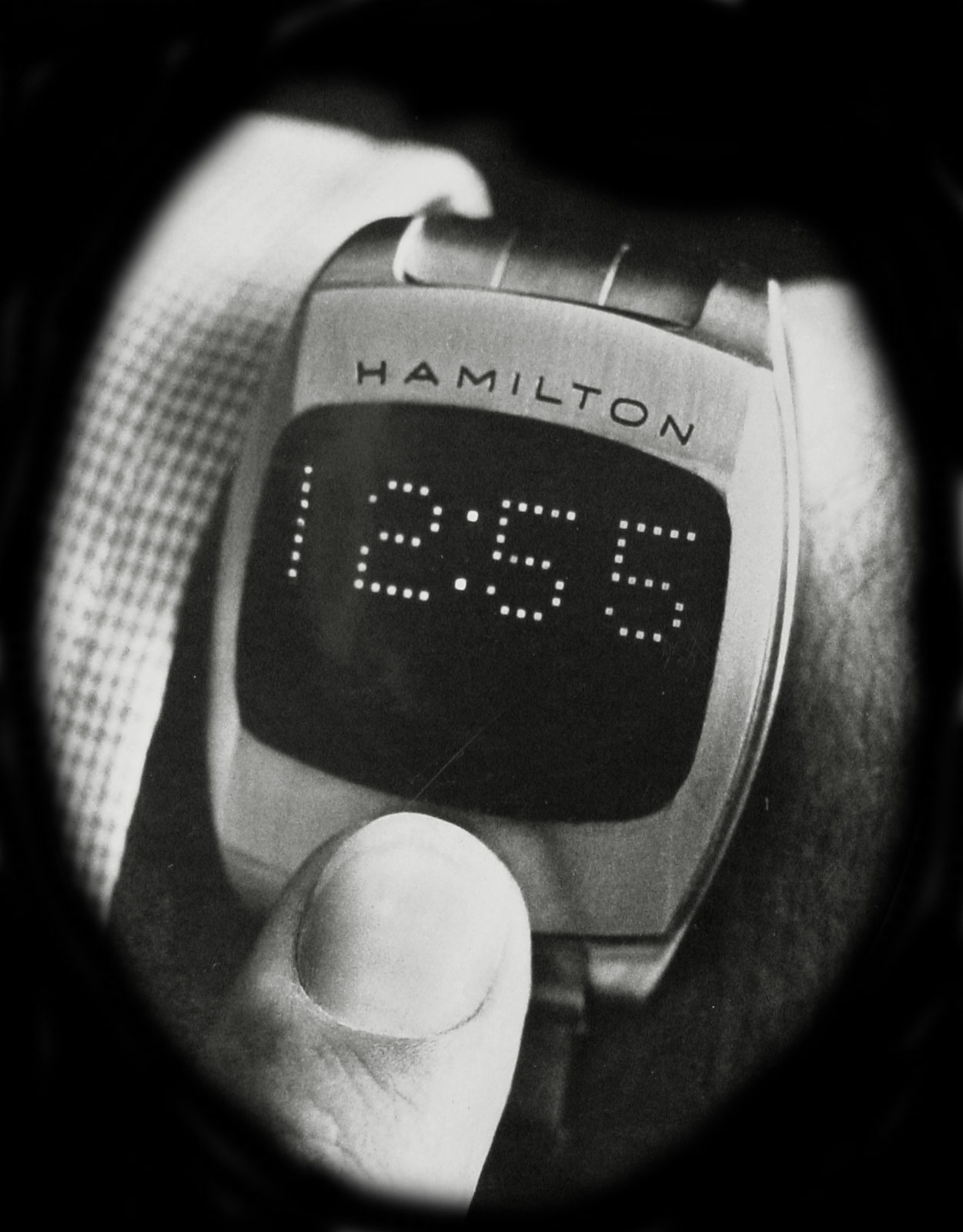 Hamilton presents the heir of the historic Pulsar P2 fifty years after ...